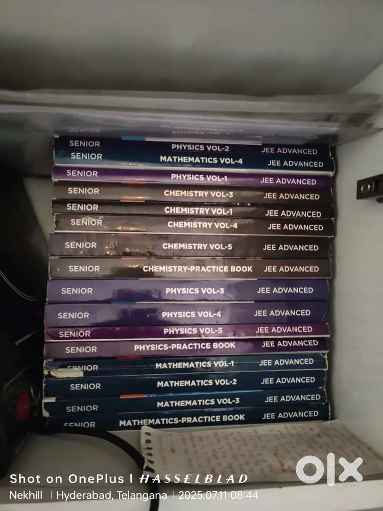 NARAYANA + SRI CHAITANYA+ Cengage+OTHER JEE ADV BOOKS FULL PACKAGE A-Z - Books - 1813283891