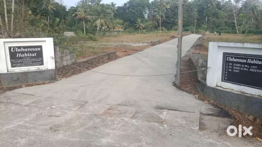 Good 8 cent plot with all facilities near Parel church 5 mints from jn ...