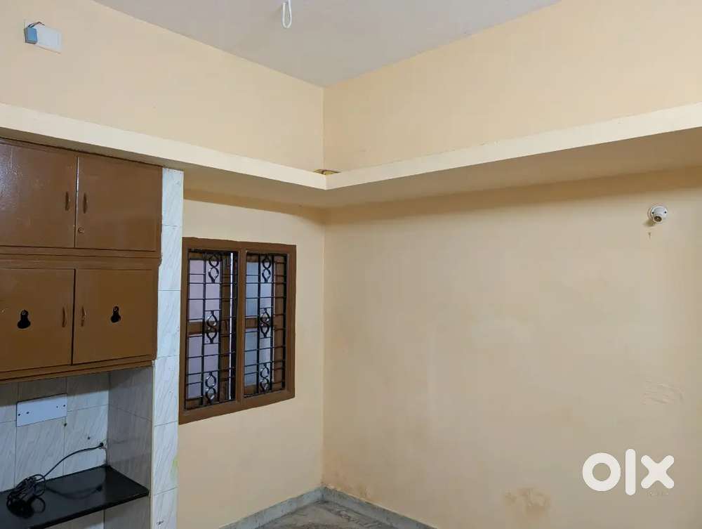 1RK @ velachery 100 ft road near GRT - For Rent: Houses & Apartments ...