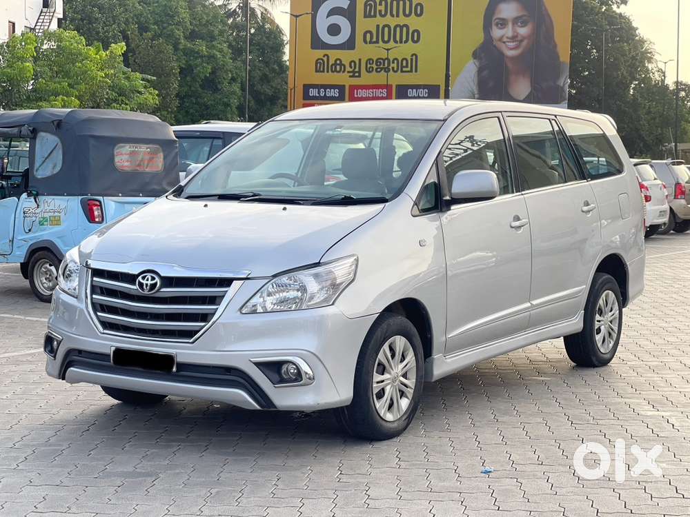 Toyota Innova 2014 Diesel Good Condition - Cars - 1814951467