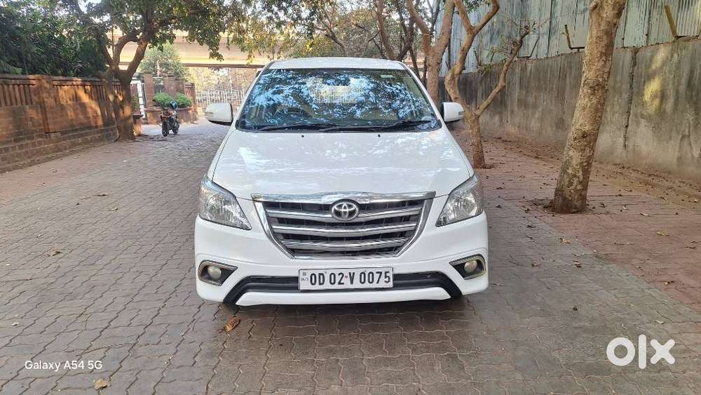 Toyota Innova 2.5 VX 8 STR BS-III, 2015 - Cars in Palasuni ...