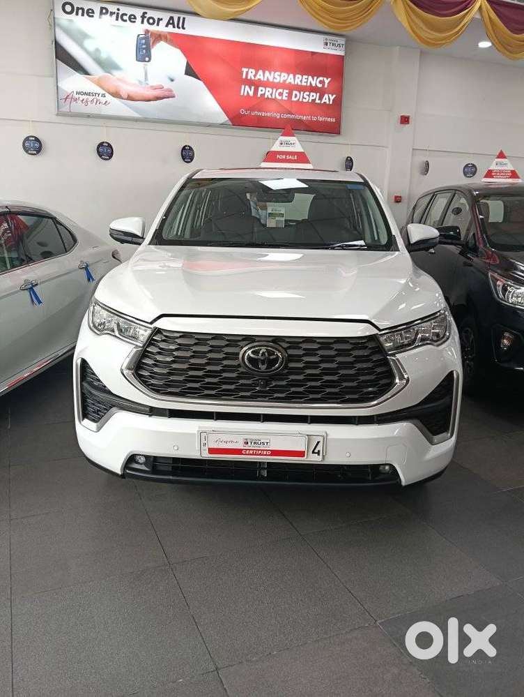 Toyota Innova Hycross 2.0 ZX (O) Hybrid 7 STR, 2023, CNG & Hybrids ...
