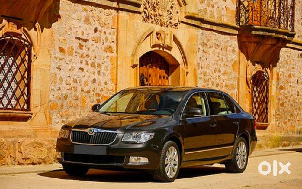 Skoda Superb Petrol Sunroof Top Model Elegance 1.8 TSI - Cars - 1809814114