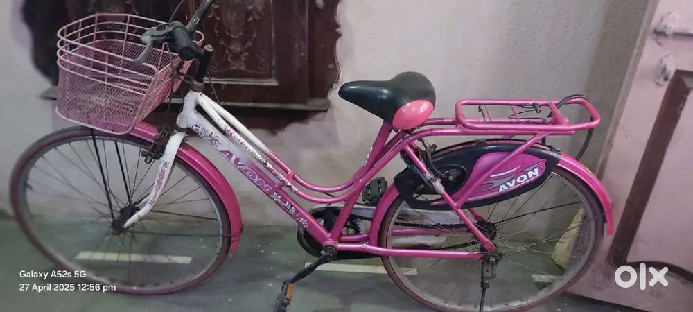 Avon pink colour lady Bird cycle - Bicycles - 1807946617