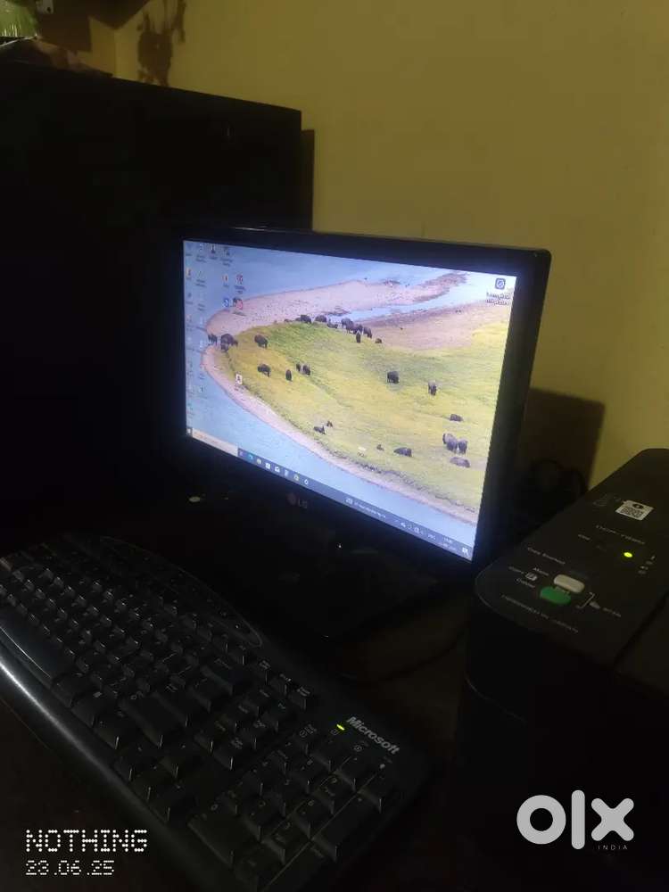 Computer Monitor, CPU, Mouse, Keyboard, Speaker. - Computers & Laptops ...