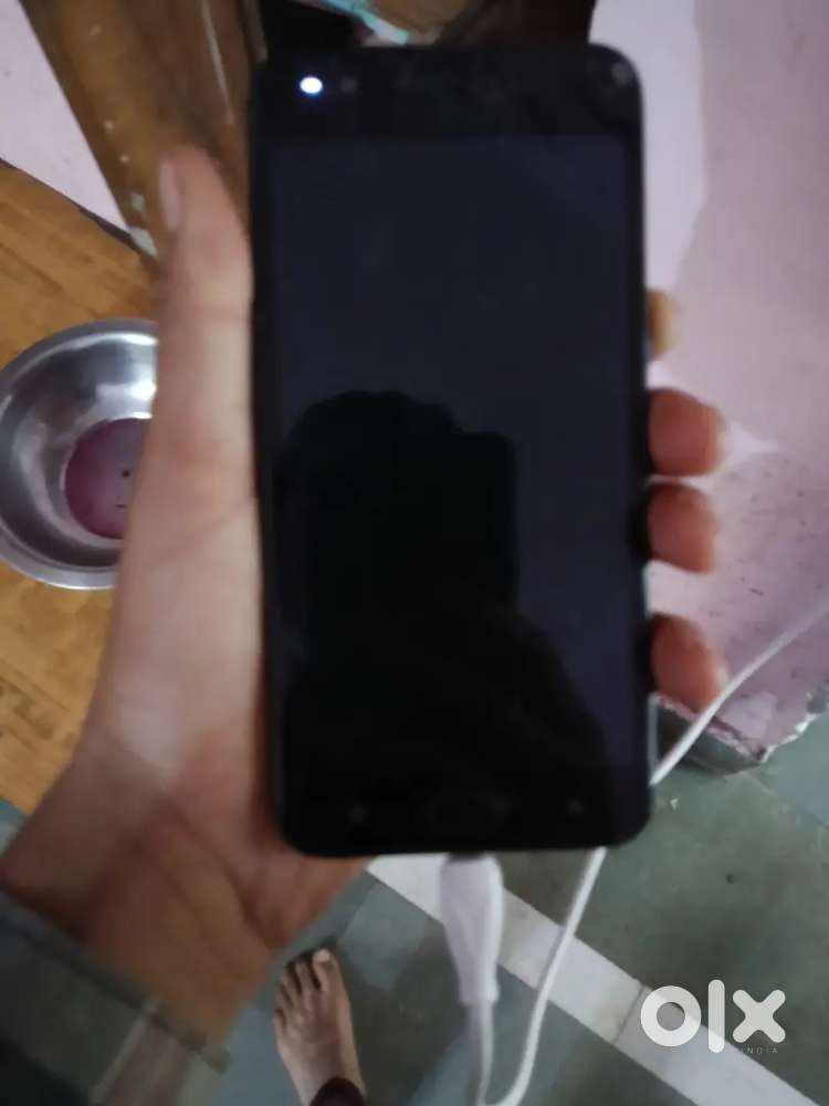 Oppo a 57 old phone is good condition but only requirement display ...
