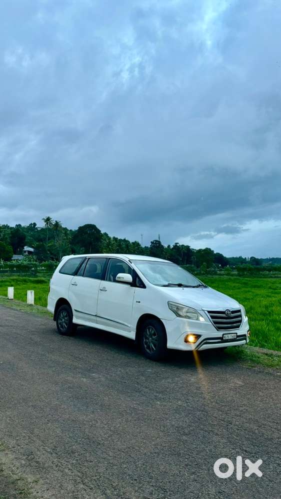 Toyota Innova 2006 Diesel Good Condition - Cars - 1803122452