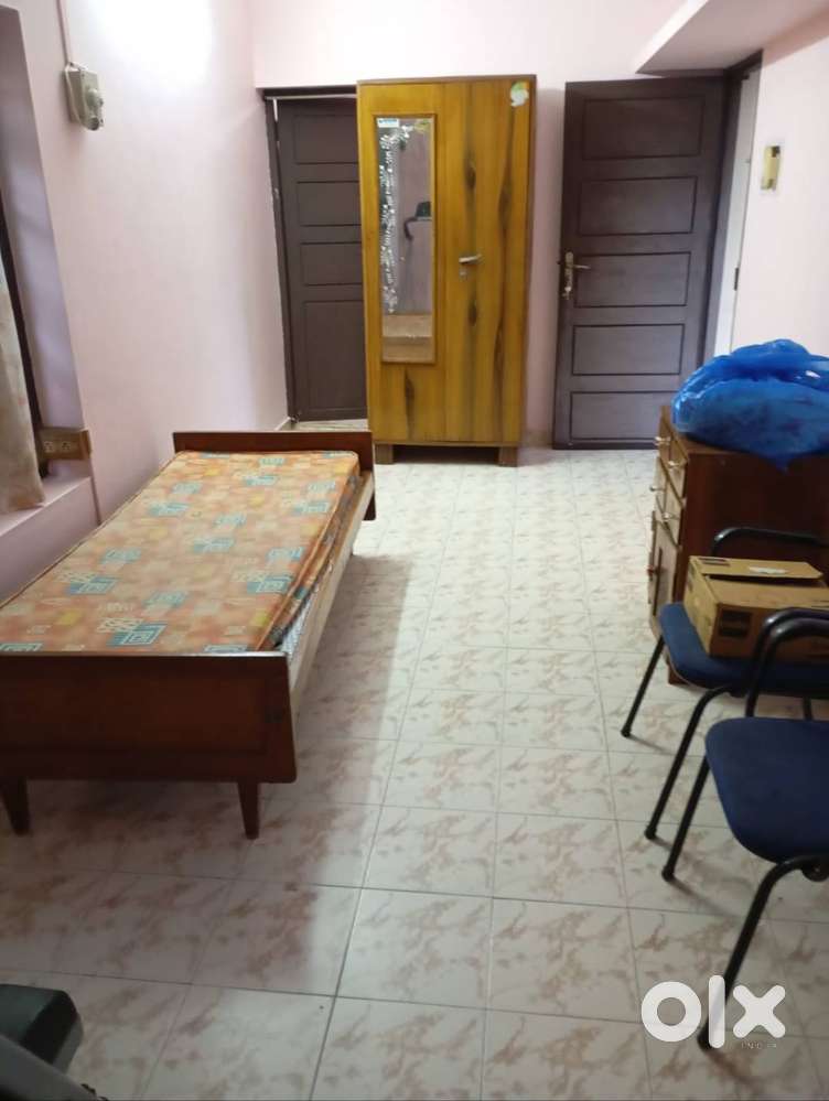 Single room for rent - For Rent: Houses & Apartments - 1809168982