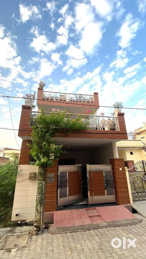 Amazing architecture in 106 gajj - For Sale: Houses & Apartments ...