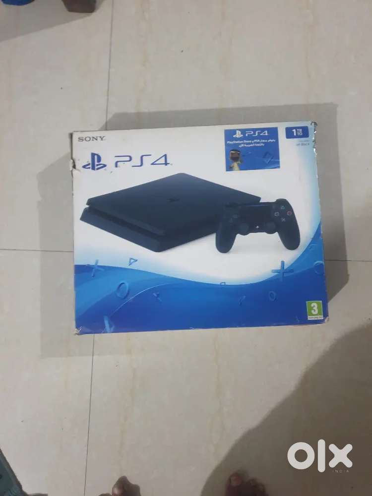 SONY PS 4 Slim PLAY STATION 4 slim1TB STORAGE WIT 1 CONTROLER AND BOX ...