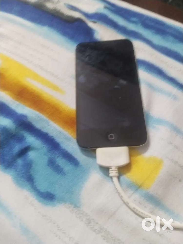 Ipod touch 4th generation - Mobile Phones - 1810766553