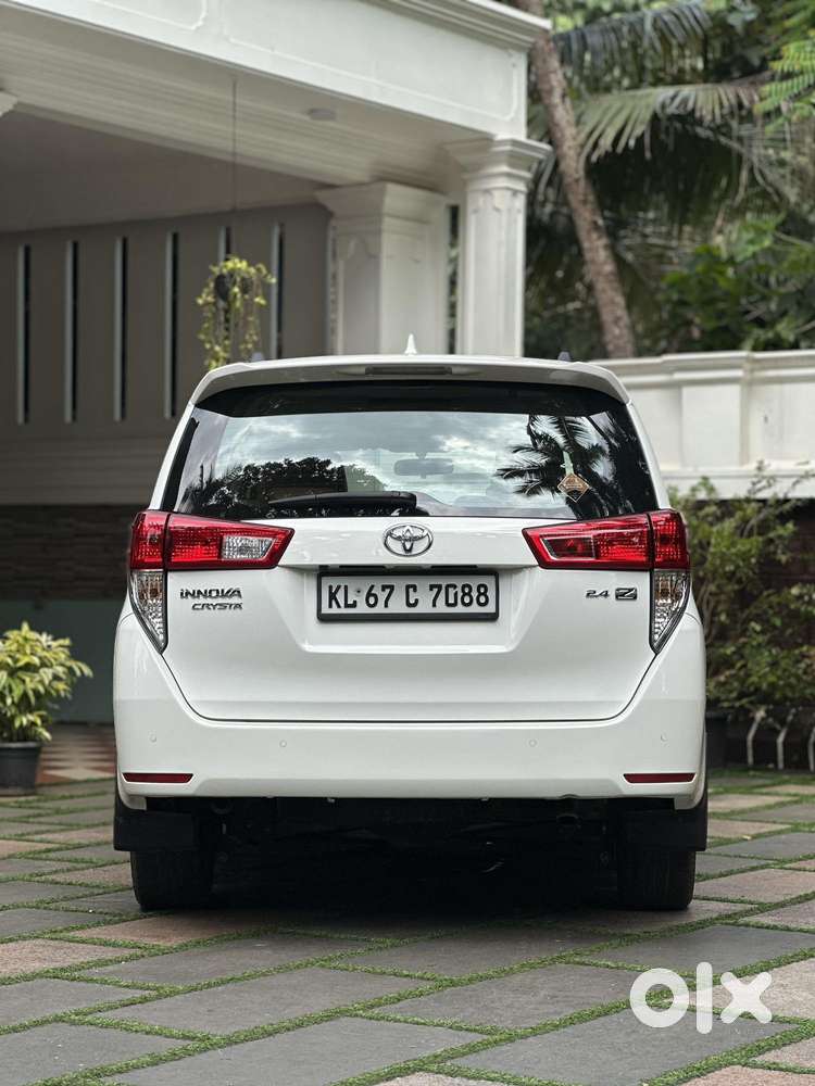 Toyota Innova Crysta 2.8 ZX AT, 2022, Diesel - Cars - 1751687389