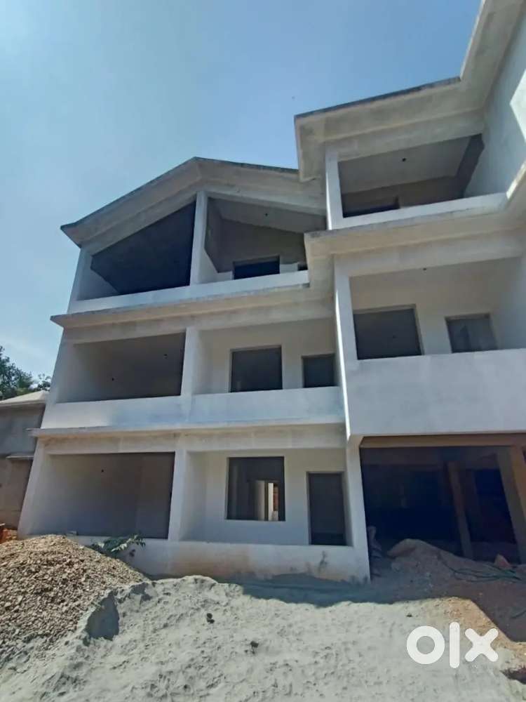 Verna 1Bhk 59 sqmt 30 lakhs. broker excuse - For Sale: Houses ...