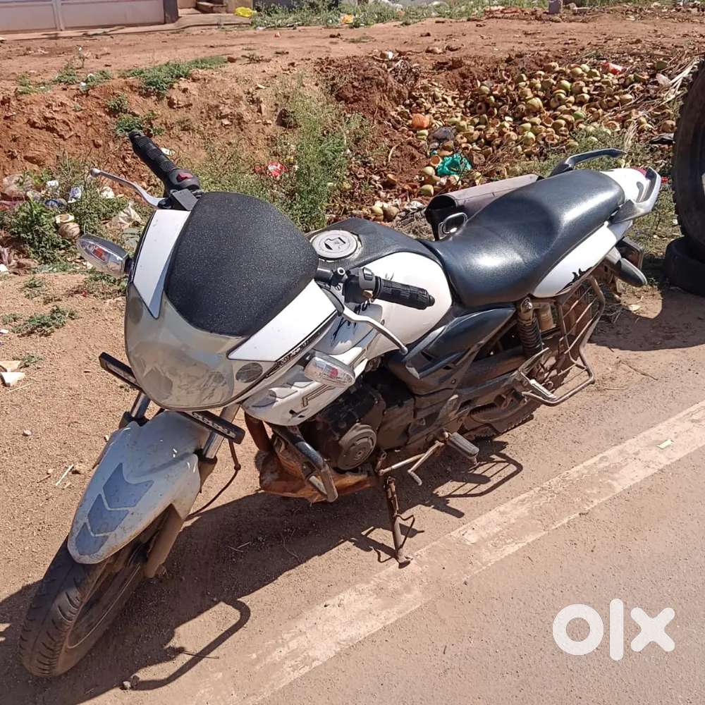 Apache rtr white colour - Motorcycles - 1794142049