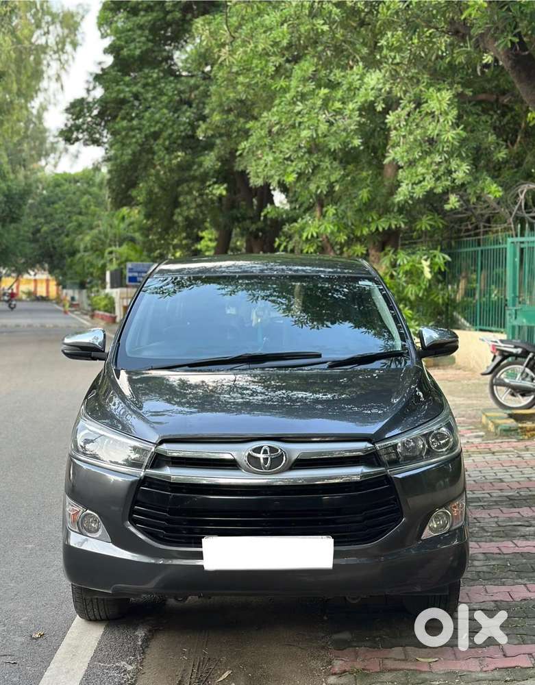 Toyota Innova Crysta 2.8Z Automatic, 2018, Diesel - Cars - 1818365744