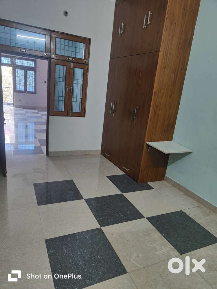 Room For Rent - Rent Houses, Apartments and Flats in India | OLX